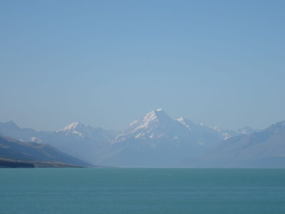 Road trip from Queenstown to Mount Cook (10 Best Stops)
